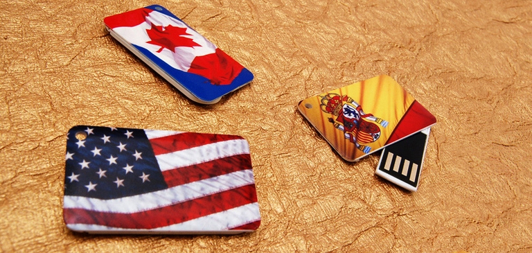 Mini Spin Wallet Card USB Flash Drive | CustomUSB